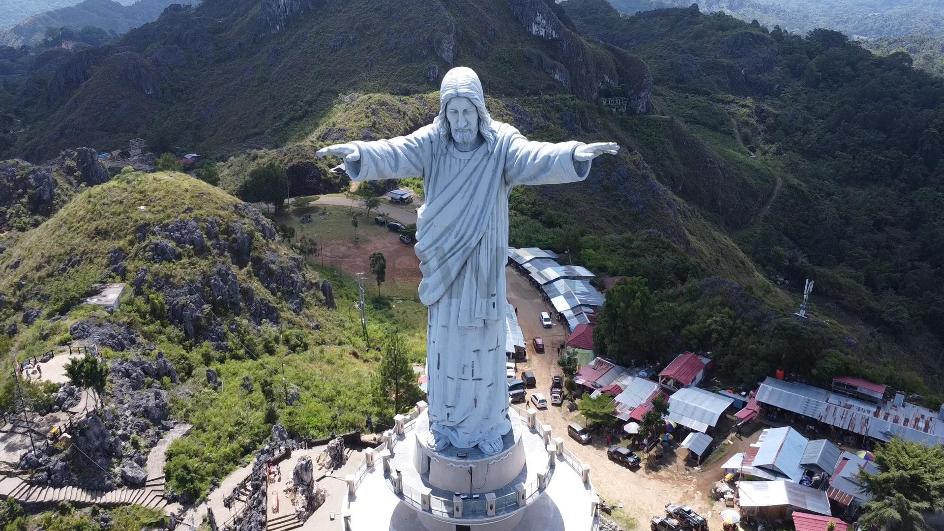 Statue Of Jesus