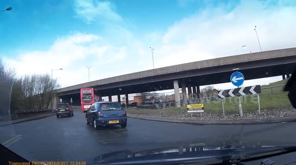 Roundabout Fail - Buy, Sell or Upload Video Content with Newsflare