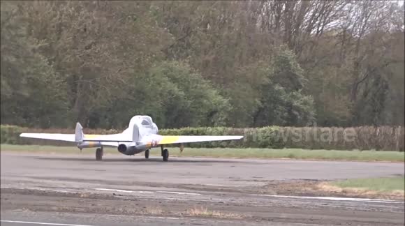 Dramatic footage shows classic plane ripping up runway at air show ...