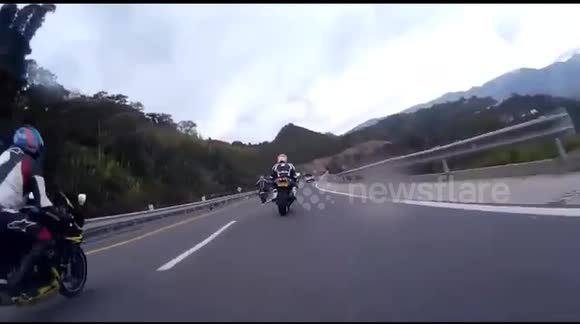 Accidente Suzuki GSXR 600 Vías de Colombia - Buy, Sell or Upload Video ...