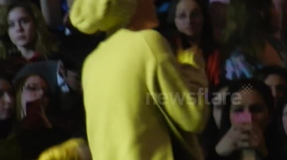 MILEY CYRUS CRYING ON STAGE- Boston Sound Check 4/2/2014 HD - Buy, Sell ...