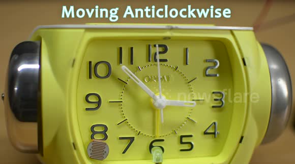 [Experiment] How can you make a clock run backwards? - Clock Hack - Buy ...