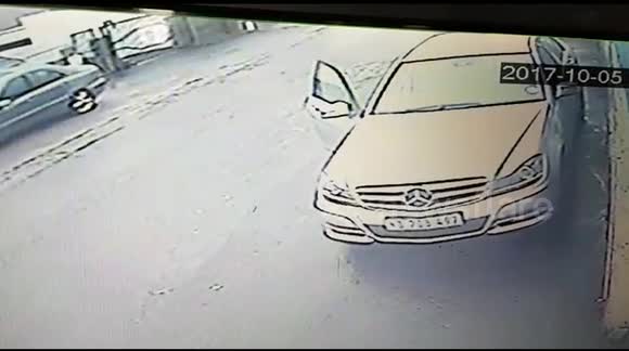 Hijacking and kidnapping in Durban South Africa by 4 armed men - Buy ...