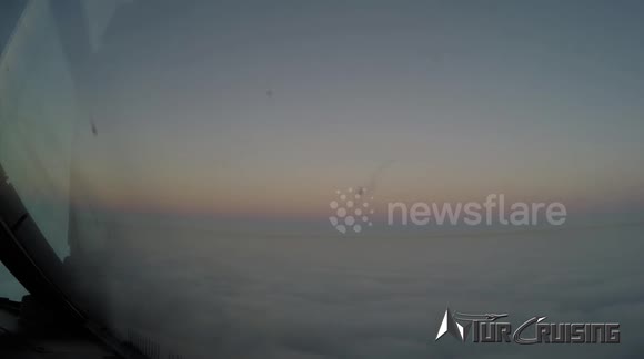 Cockpit view Low Visibility Landing and AUTOLAND in 4K - Buy, Sell or ...