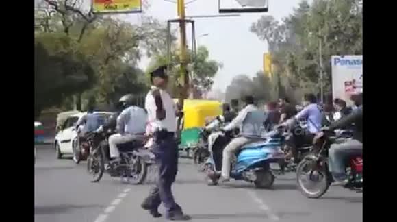 India's dancing cop spreads traffic awareness, reduces accidents - Buy ...