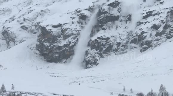 Spectacular avalanche in the Swiss Alps captured on video - Buy, Sell ...
