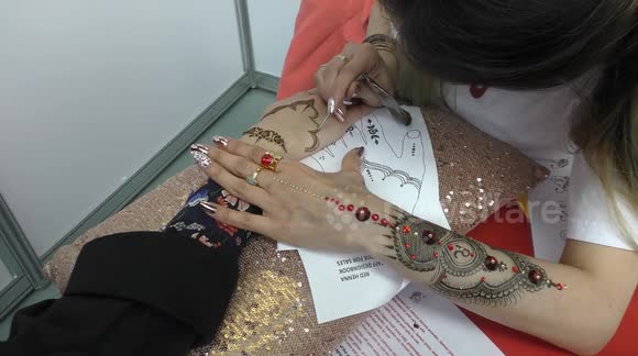 Red Henna stall at London Muslim Lifestyle Show 2018 - Buy, Sell or ...