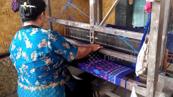 Traditional Batik Textile Making in Bali Indonesia - Buy, Sell or ...