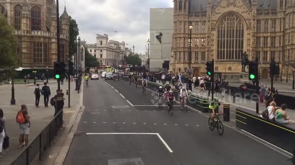 A detailed view of Parliament House’s crash barriers in London - Buy ...