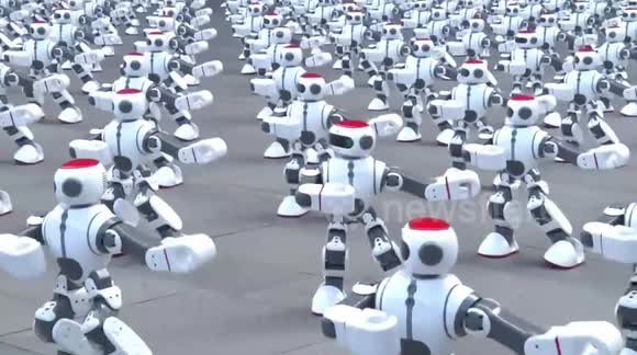 A thousand robots dance their way to a Guinness World Record - Buy ...