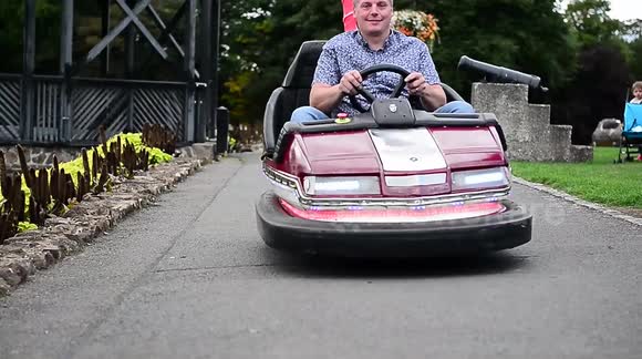 Wacky inventor converts fairground DODGEM into a car using engine from ...