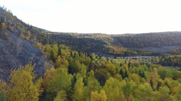 [4K] Fall foliage captured by drone, near Corner Brook, Newfoundland ...