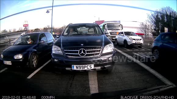 Reckless drivers cut each other off in London road rage - Buy, Sell or ...