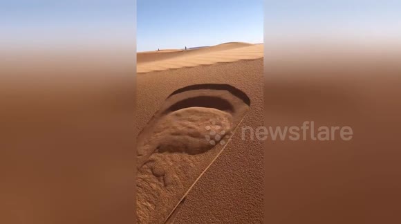 Sand dunes create pleasing 'avalanche' effect - Buy, Sell or Upload ...