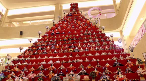 Japan's biggest Dolls Pyramid for Girls' Day Festival - Buy, Sell or ...