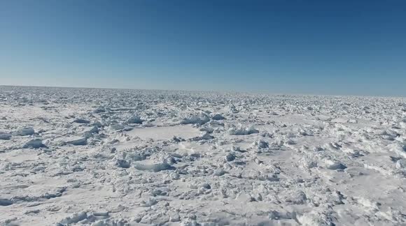 [4K] Drone footage Mar 10, 2019: Stunning view of massive chunks of sea ...