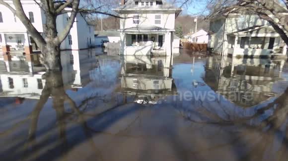 Stunning drone footage shows flooding in Hamburg, Iowa - Buy, Sell or ...