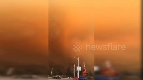 Dramatic fire breaks out on mountainside in China's Hebei - Buy, Sell ...