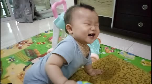 Adorable 'growling' baby experiments with new sound - Buy, Sell or ...