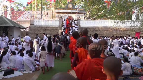 Buddhists celebrates Poson Poya in Sri Lanka - Buy, Sell or Upload ...