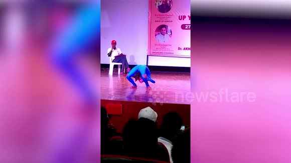 11 year old Girl Performs Unbelievable Contorted Yoga Postures In 11-year-old-girl-performs-unbelievable-contorted-yoga-postures-in