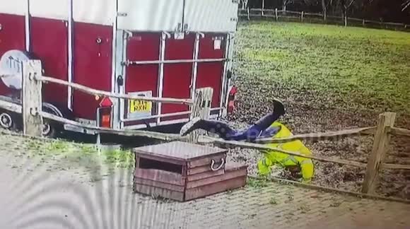 Hilarious footage shows UK man falling face-first into mud over broken ...