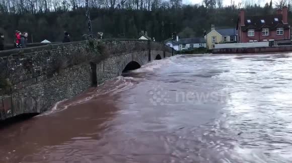 Footage shows dramatic increase in River Usk's level after Storm Dennis ...