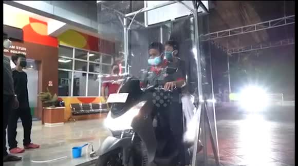 Antiseptic Chamber produced by Industrial Engineering Students, Faculty ...