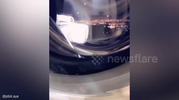 Pilot sets up her washing machine - to look like a plane window - Buy ...