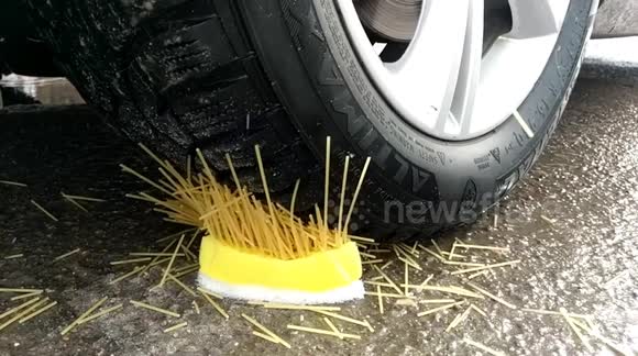 Car CRUSHES objects in this ASMR satisfying clip from Ukrainian ...