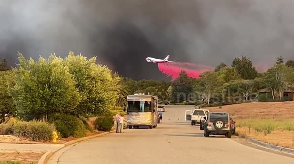 Boeing 747 Supertanker drops fire retardant on River Fire in California ...
