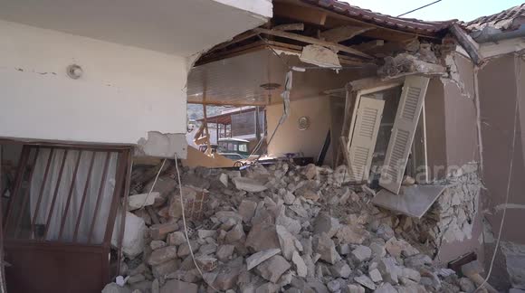 Hundreds of buildings collapsed after 6.3-magnitude earthquake shakes ...