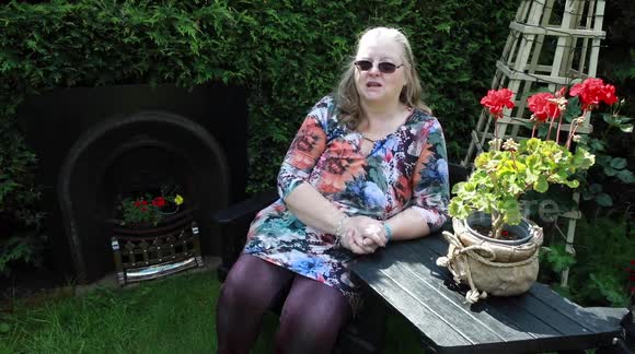 Real-life Womble creates a beautiful garden from other people's rubbish ...