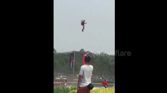 Jetpack debuted in front of excited crowds in China - Buy, Sell or ...