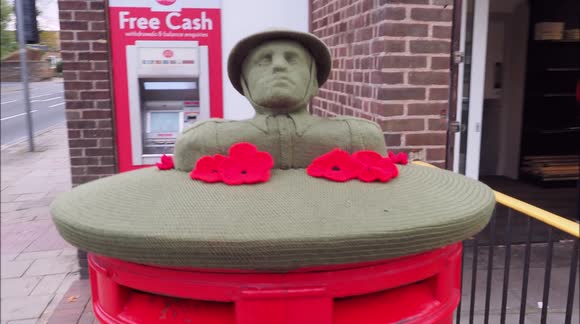 Knitted post box topper commemorates Remembrance Day, in Kent, UK - Buy ...