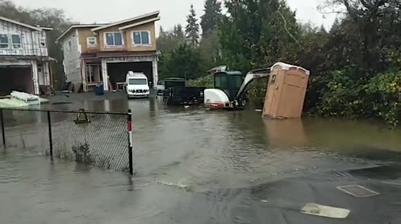Canada: Heavy Rains Cause Flooding And Road Closures Across Southern ...
