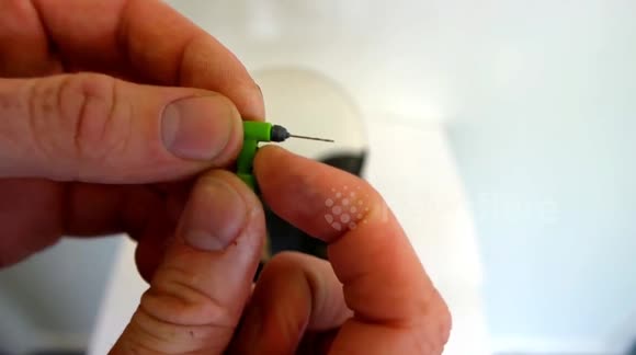 "World's Smallest" Cordless Drill and Saw - Buy, Sell or Upload Video ...