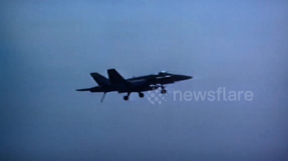 Fighter jet nearly crashes during takeoff at airshow (Wingstrike ...