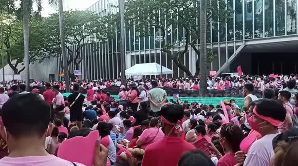 Leni Robredo supported rally in Manila ahead of Philippines elections ...