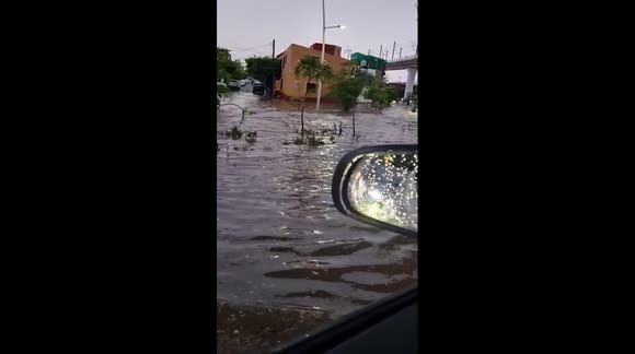 Mexico slammed with heavy floods in Guadalajara area - Buy, Sell or ...