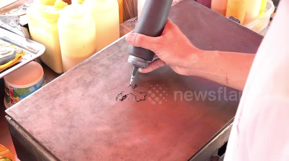 Chef makes cartoon pancake caricature of Russian President Vladimir ...