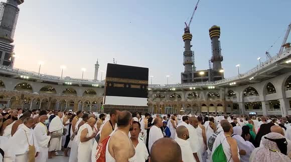 Muslims flock to holiest shrine in Saudi Arabia during Hajj pilgrimage ...