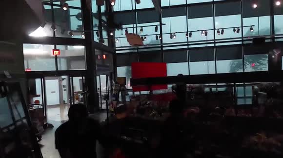 Power outage hits Washington metropolitan area during storm, grocery ...