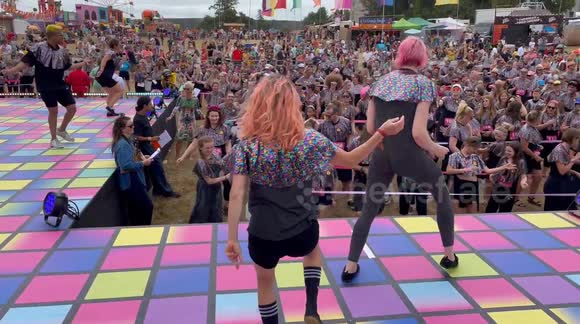 Camp Bestival breaks world record for largest disco dance with help ...