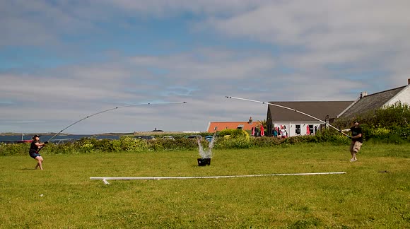 Bubbleologist couple sets world record for largest ever 'bubble net ...