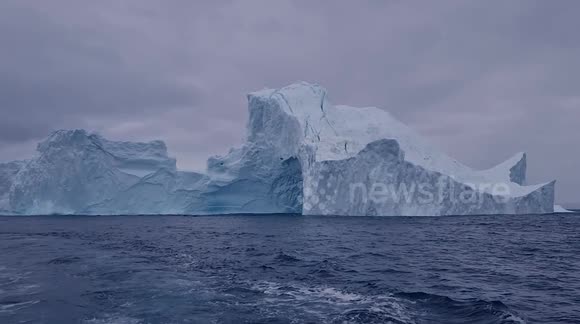 TIP OF THE ICEBERG! PHOTOGRAPHER ON TRIP TO SEE THE CHANGING LANDSCAPE ...