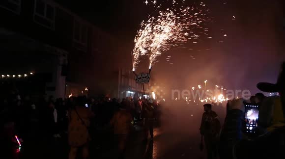 Crowds turn out for Guy Fawkes commemorations in Battle for bonfire ...