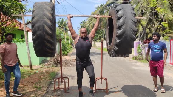 Meet Indian Hulk, strong bodybuilder able to lift two lorry tires - Buy ...