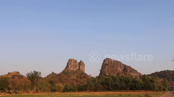 Thousands of bats flying out of cave makes mesmerising snake-like ...