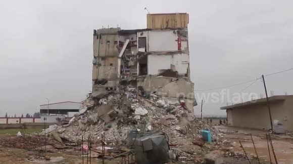Syria apartment block collapses following deadly earthquake in Turkey ...